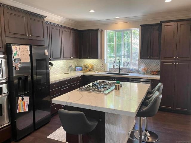 1056 Breakaway Dr