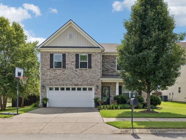 1056 Daniel Ln, Spring Hill, TN 37174