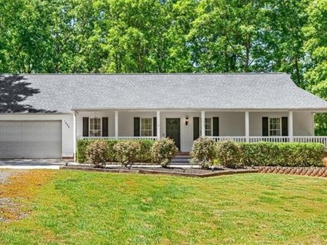 1056 Iron Mountain Rd, Asheboro, NC 27205