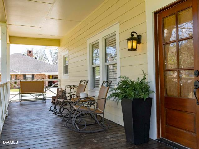 1056 Lynn Romero Dr, Breaux Bridge, LA 70517 | MLS #2600001 | Compass