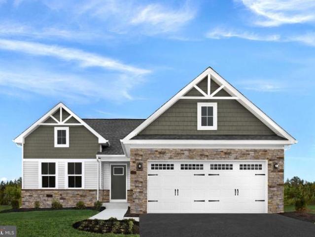 1056 Tackle Rd, Inwood, WV 25428