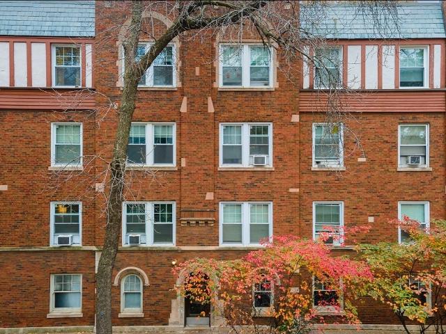 1056 W Lill Ave, Unit 3, Chicago, IL 60614 | MLS #12610 | Compass