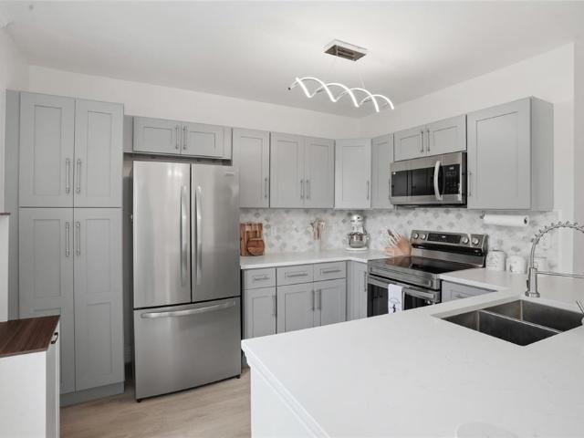 1056 Waterside Dr, Unit 1056, Celebration, FL 34747 | MLS #O6402