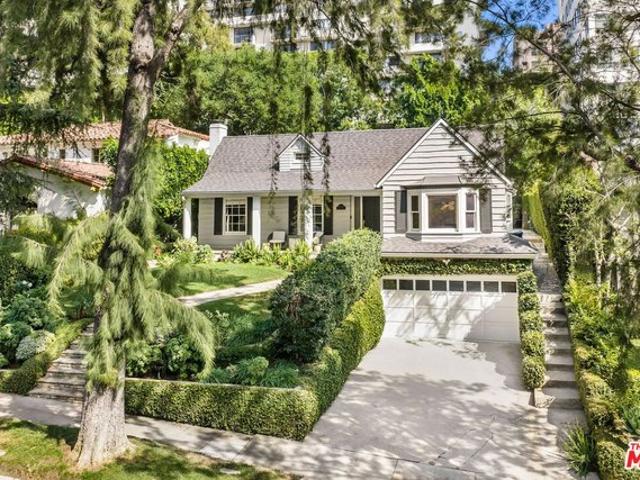 10570 Lindbrook Dr, Los Angeles, CA 90024