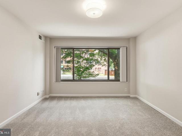10570 Main Street # 302