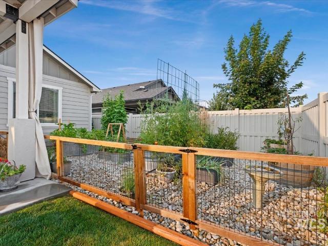 10574 W. Catmint Dr