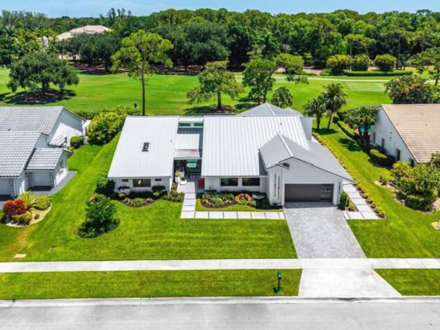 10574 Boca Woods Ln, Boca Raton, FL 33428