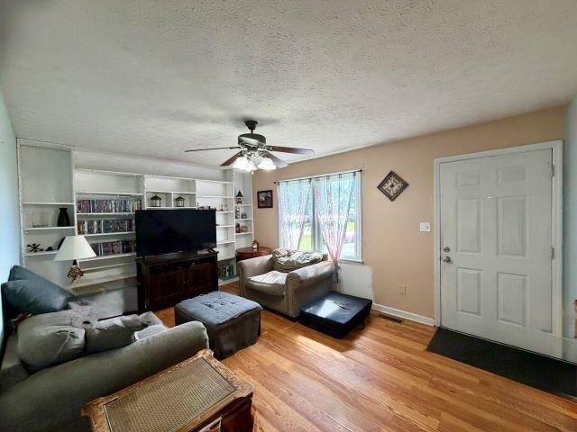 10574 Kentucky Highway 185