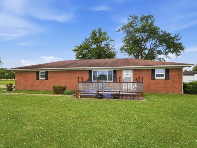 10575 Fitzgerald Outlet St, Mount Sterling, OH 43143