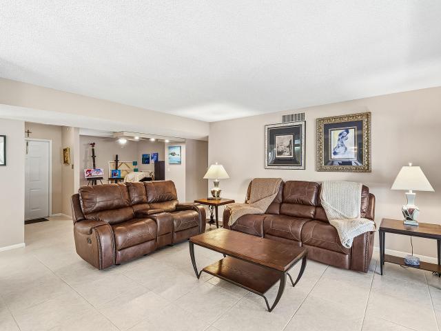 10576 Tropic Palm Ave, Unit 102, Boynton Beach, FL 33437 | MLS #B26017