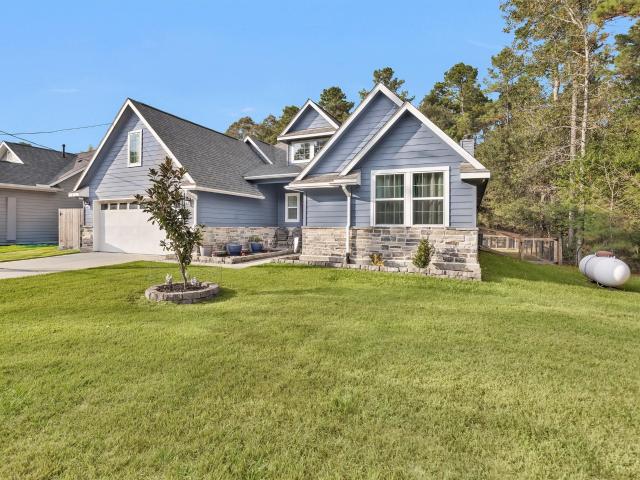 1057 Magnolia Point Dr, Huffman, TX 77336 | MLS #92867 | Compass