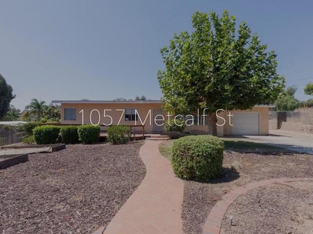 1057 Metcalf St, Escondido, CA 92026