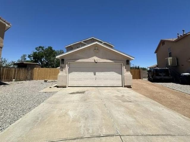 1057 Las Golondrinas Ct NW, Albuquerque, NM 87107