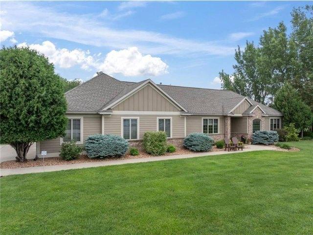1057 Ridge Crest Ln NW, Rochester, MN 55901