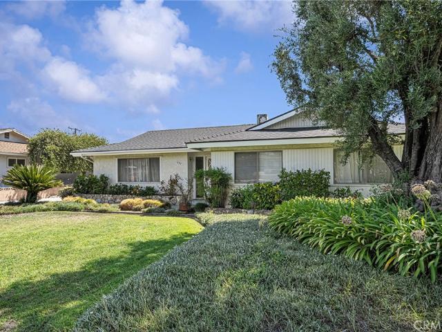 1057 W Bonnie Brae Court