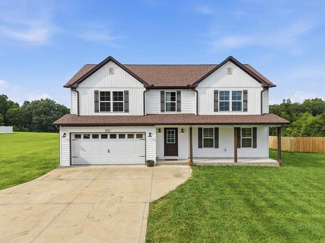 1057 West Cemetery Rd, Cookeville, TN 38506