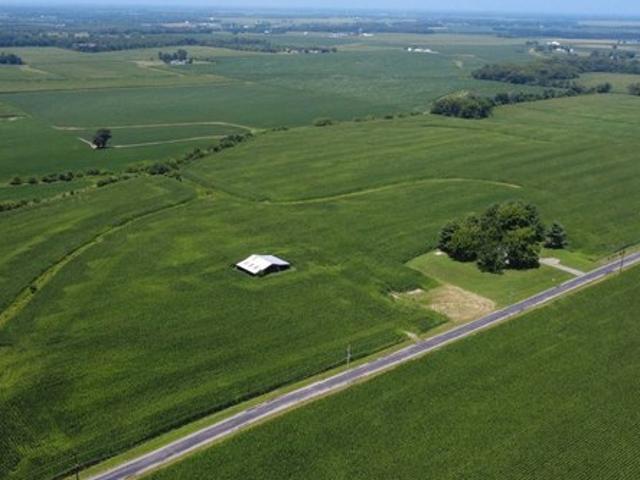 1057B County Road 1800 E, Fairfield, IL 62837