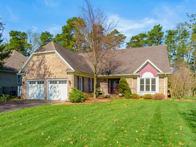 10581 Country Club Dr, Richland, MI 49083