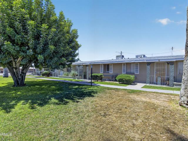 10582 w oakmont drive