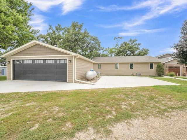 10585 Crowley Ave Unit A, Spirit Lake, IA 51360