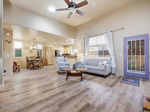 10589 E Marchetti Loop, Tucson, AZ 85747