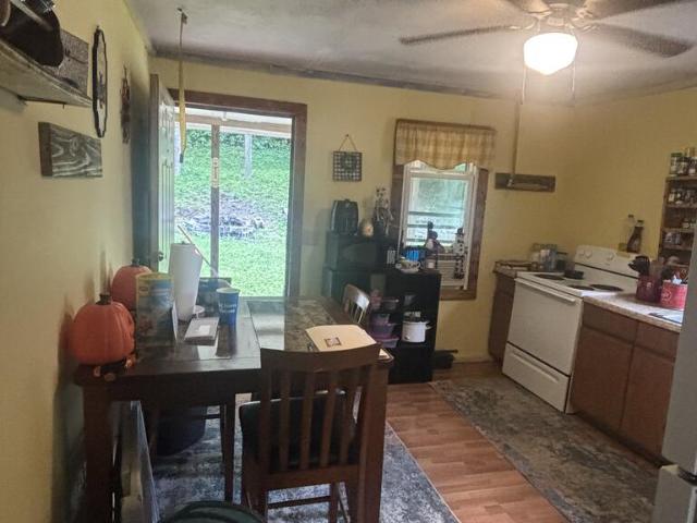 1058 Magic Road