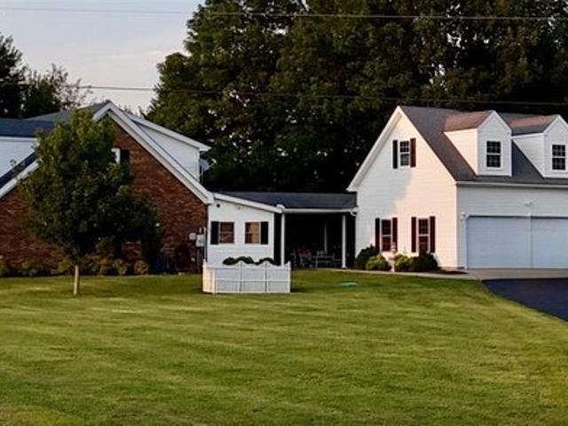 1058 Crisp Rd, Elizabethtown, KY 42701