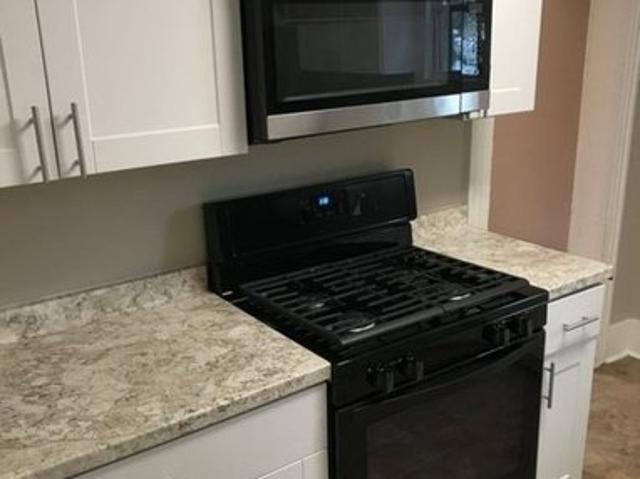 1058 S Clinton Ave, Rochester, NY 14620