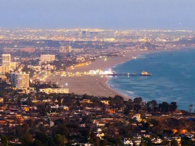 1058 Vista Grande Dr, Pacific Palisades, CA 90272
