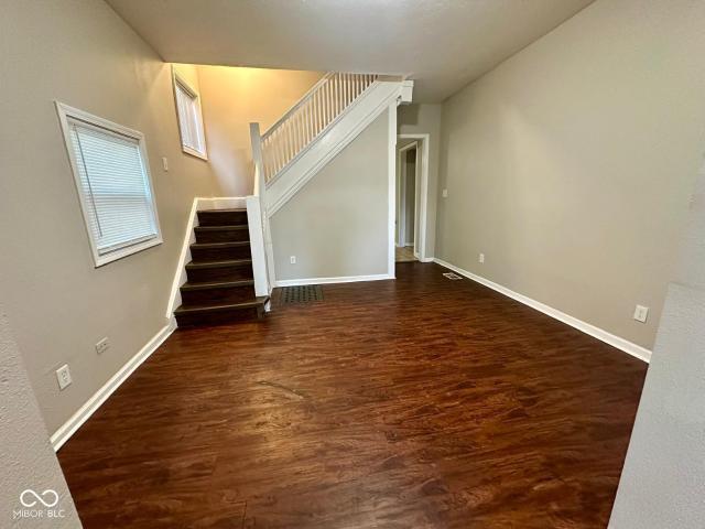 1058 W 31st Street