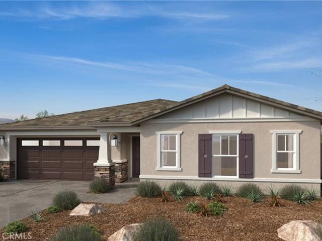1058 Woodstone Dr, San Jacinto, CA 92582