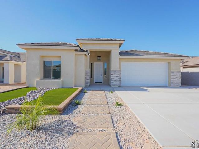 10590 E 45th St, Yuma, AZ 85367