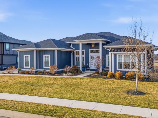 10590 Geist View Dr, Fishers, IN 46055 | MLS #22081 | Compass