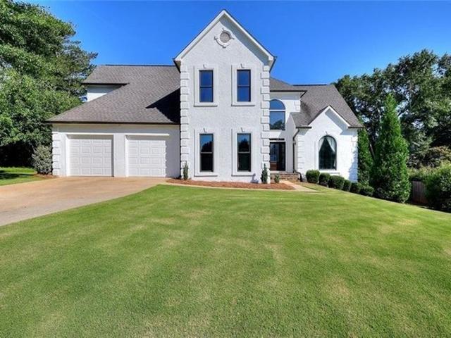10590 Stonepoint Pl, Johns Creek, GA 30097