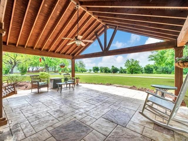10592 Tree Ln, Princeton, TX 75407