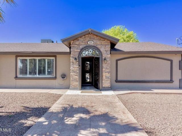 10594 LA Veranda Dr, Socorro, TX 79927