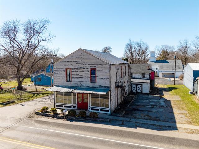 10596 Hamburg Road