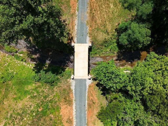 10598 Patrick Henry Hwy