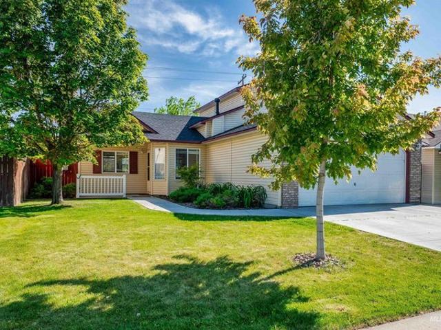 10599 Gossamer St, Nampa, ID 83687