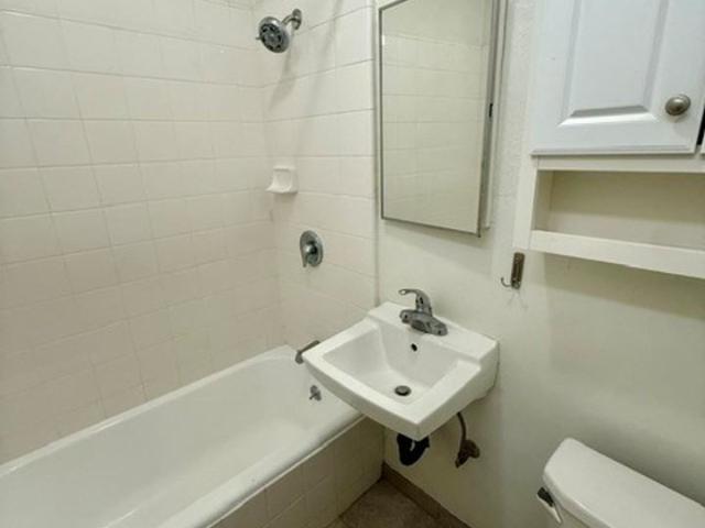 1059 Mira Mar Ave. 2 Bedroom Apartment for Rent at 1053 Mira Mar Ave, Long Beach, CA 90804 Wilson High