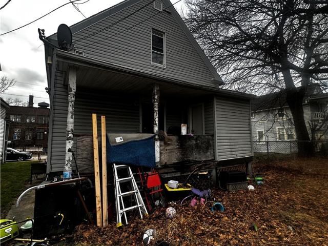 1059 E 76th Street