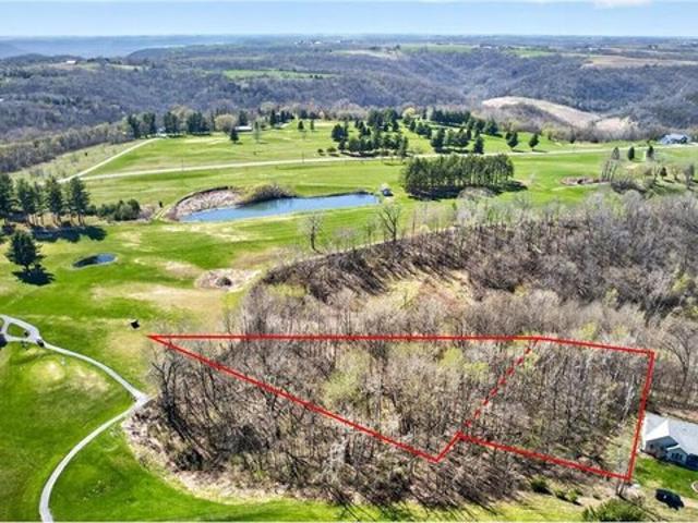 1059 Fairway Dr, Wabasha, MN 55981