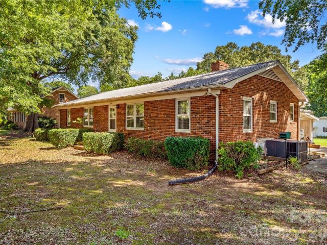 1059 Shearers Road