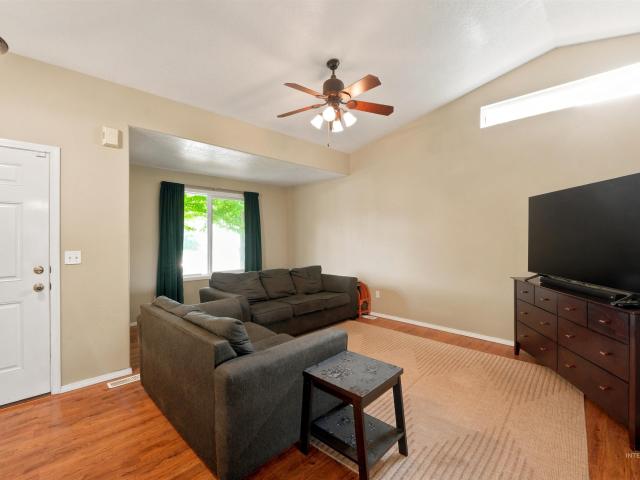 1059 Valley