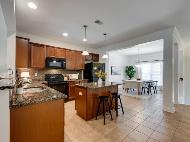 1059 Woodbury Falls Dr