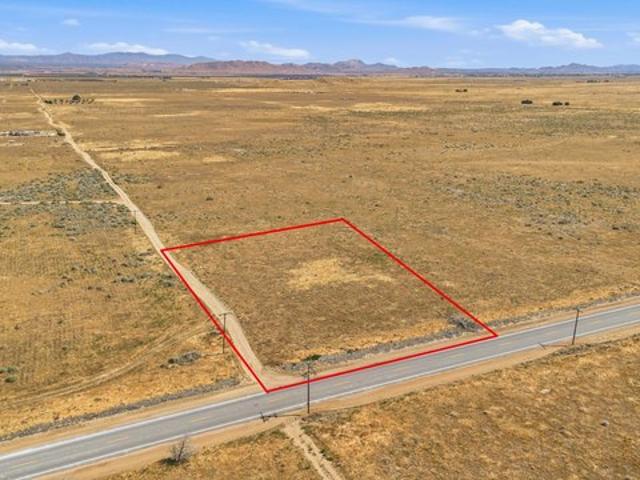 10500 W Avenue D, Lancaster, CA 93536