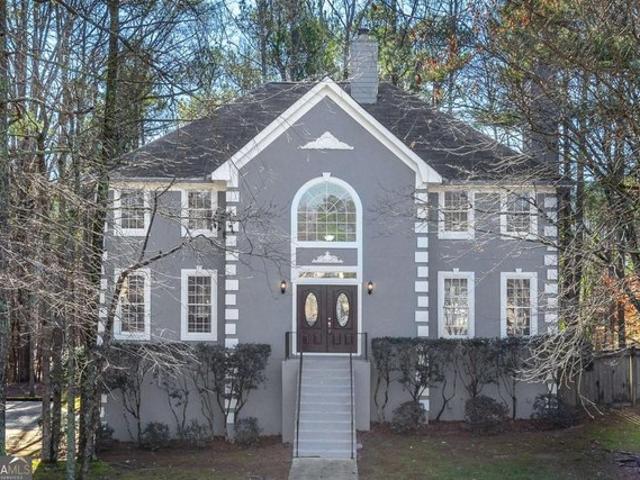 10500 Wynbridge Dr, Alpharetta, GA 30022