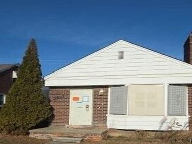 10500 Morang Dr, Detroit, MI 48224
