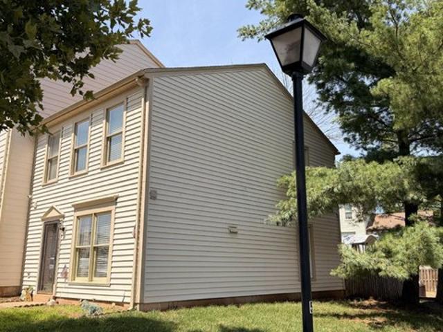 10500 Oronoco Ln, Manassas, VA 20109