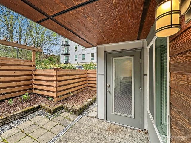 10501 8th Avenue NE # 128